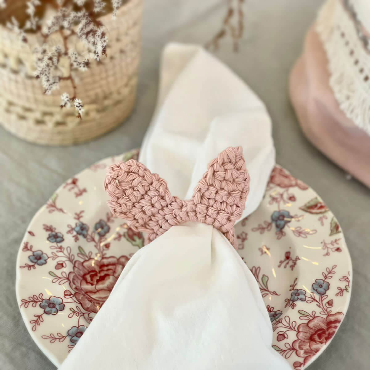 Crochet Bunny Ears Napkin Ring Pattern – Max and Herb